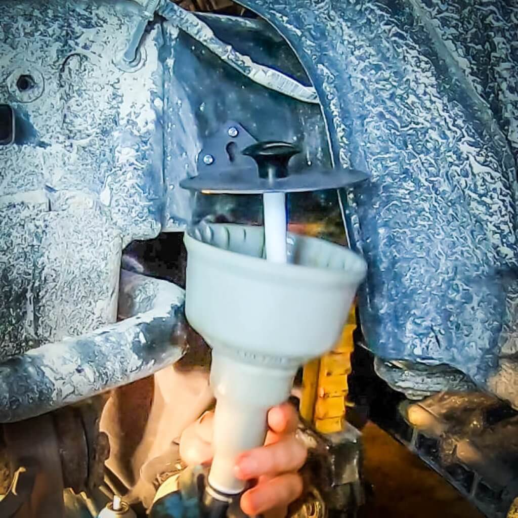 Oil Udder MAGstand | Oil Udder